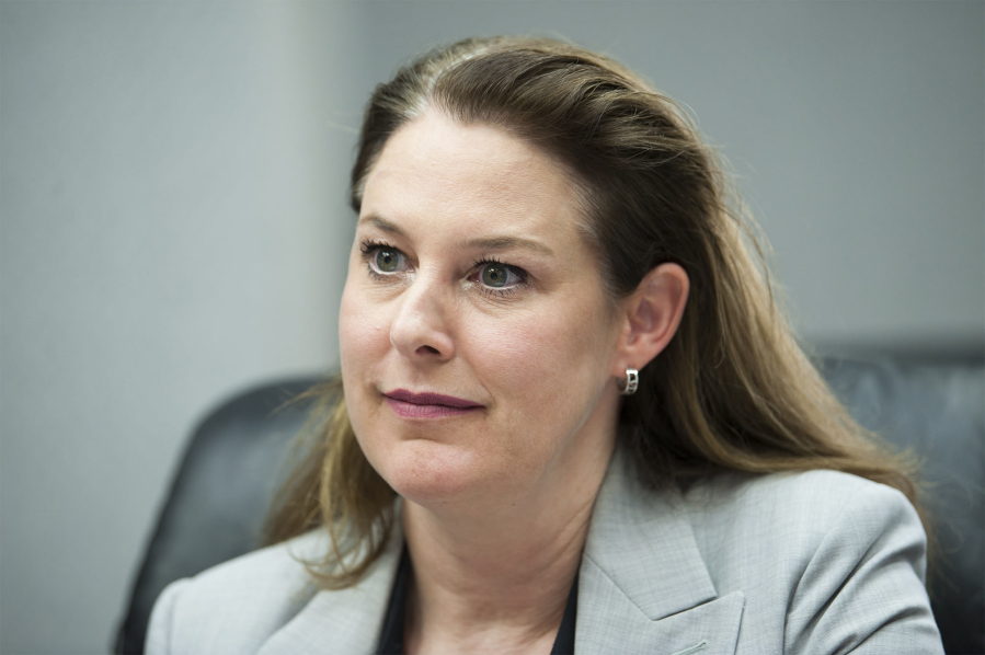 Why does Carolyn Long always blame staff? - NRCC