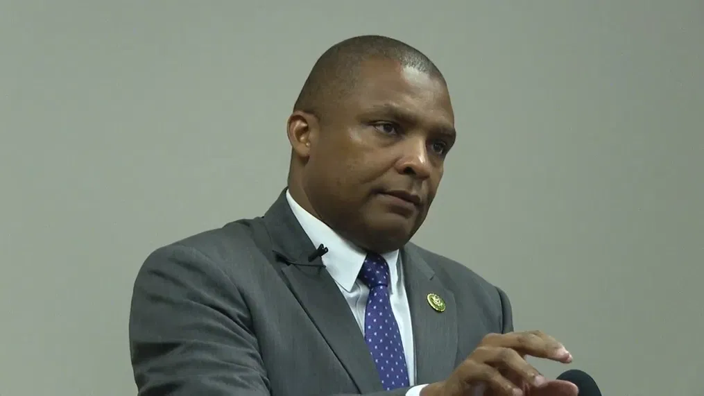 NEW MEMO: Don Davis Voted for Higher Taxes, Higher Healthcare Costs ...